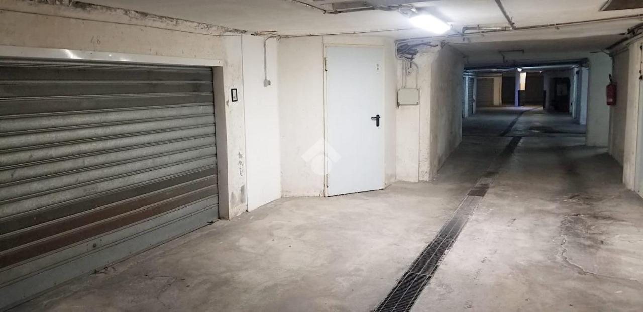 Box in vendita a Taggia