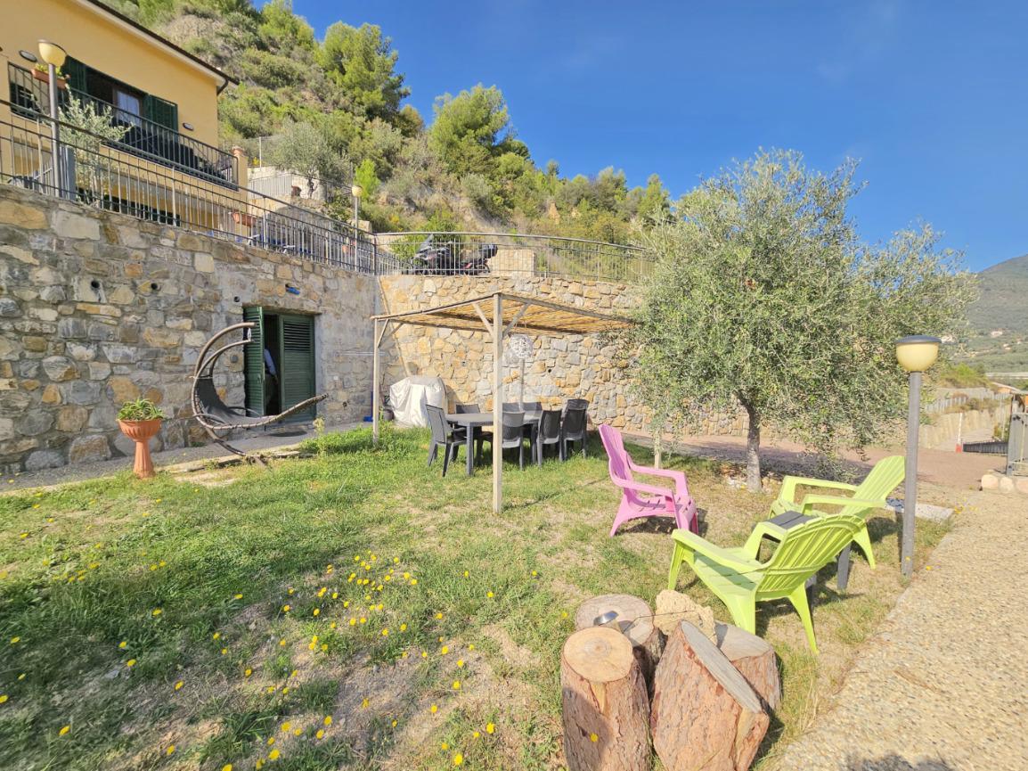 Appartamento in vendita a Castellaro