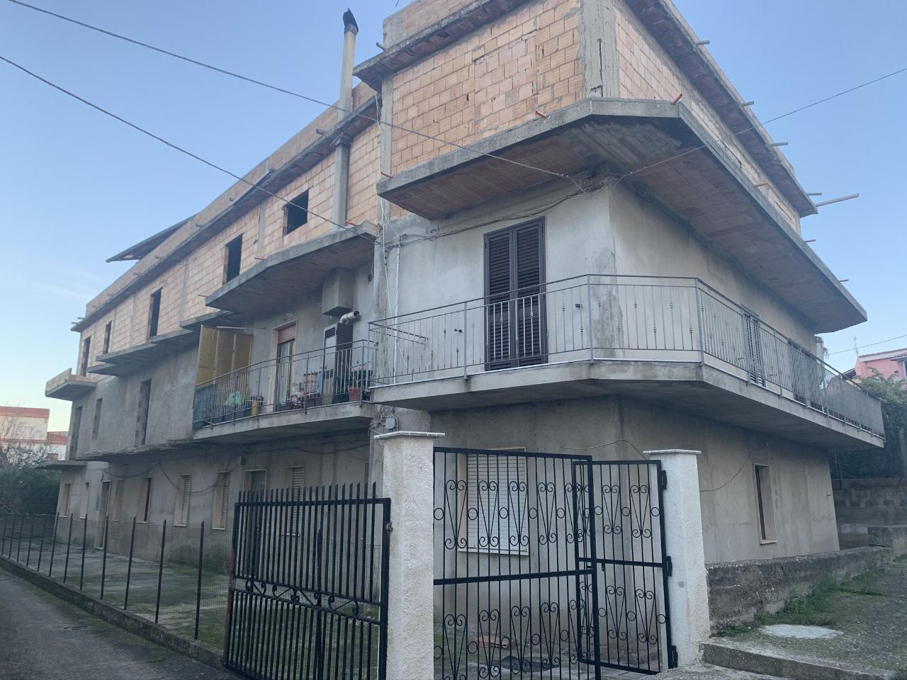 Palazzo in vendita a Briatico