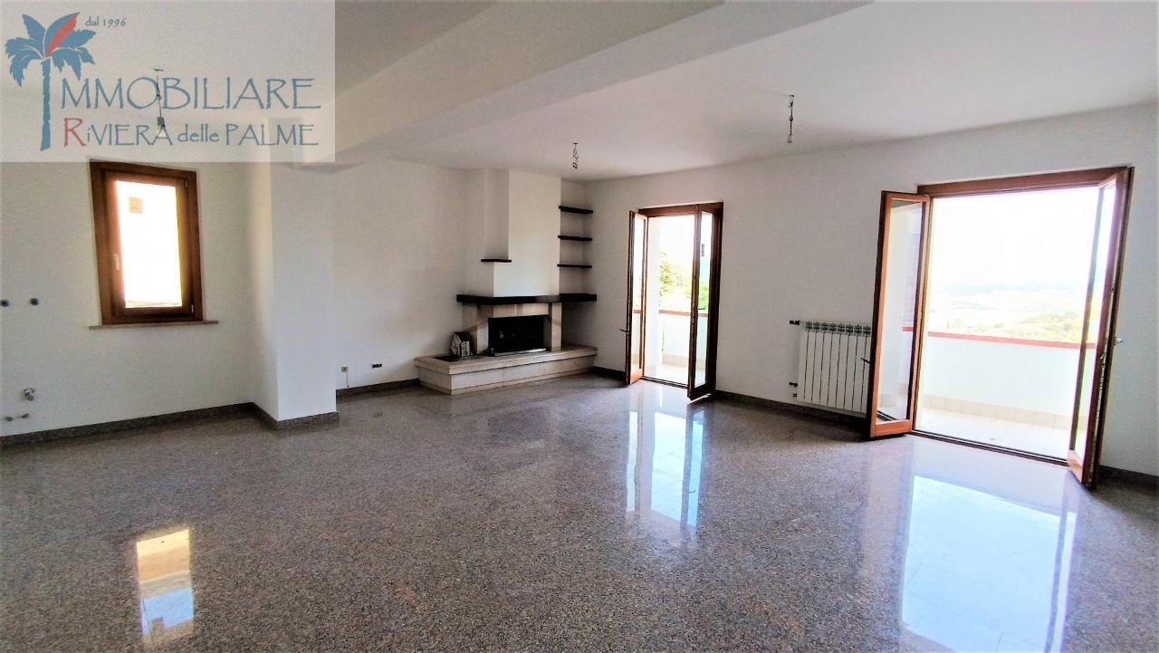 Casa indipendente in vendita a Castignano