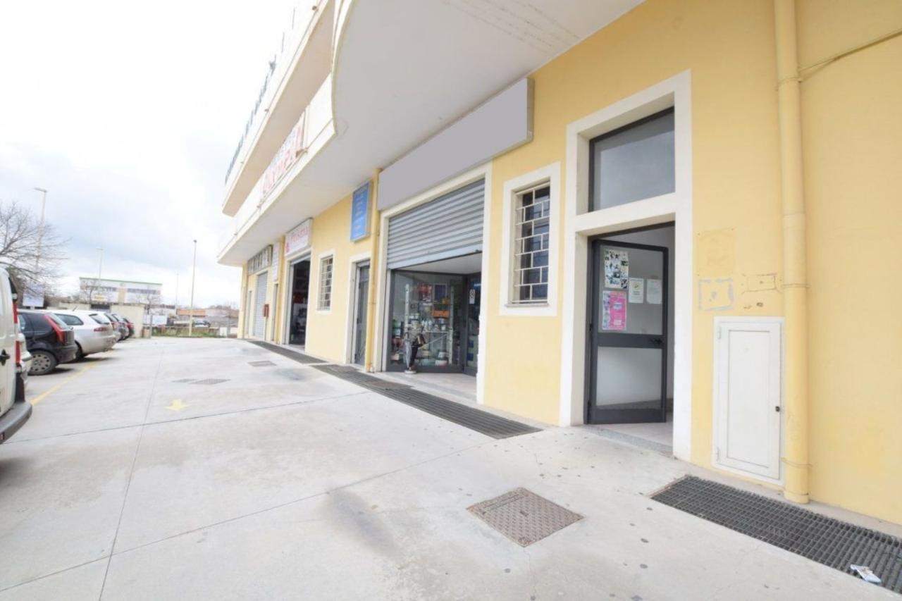 Negozio in vendita a Sassari