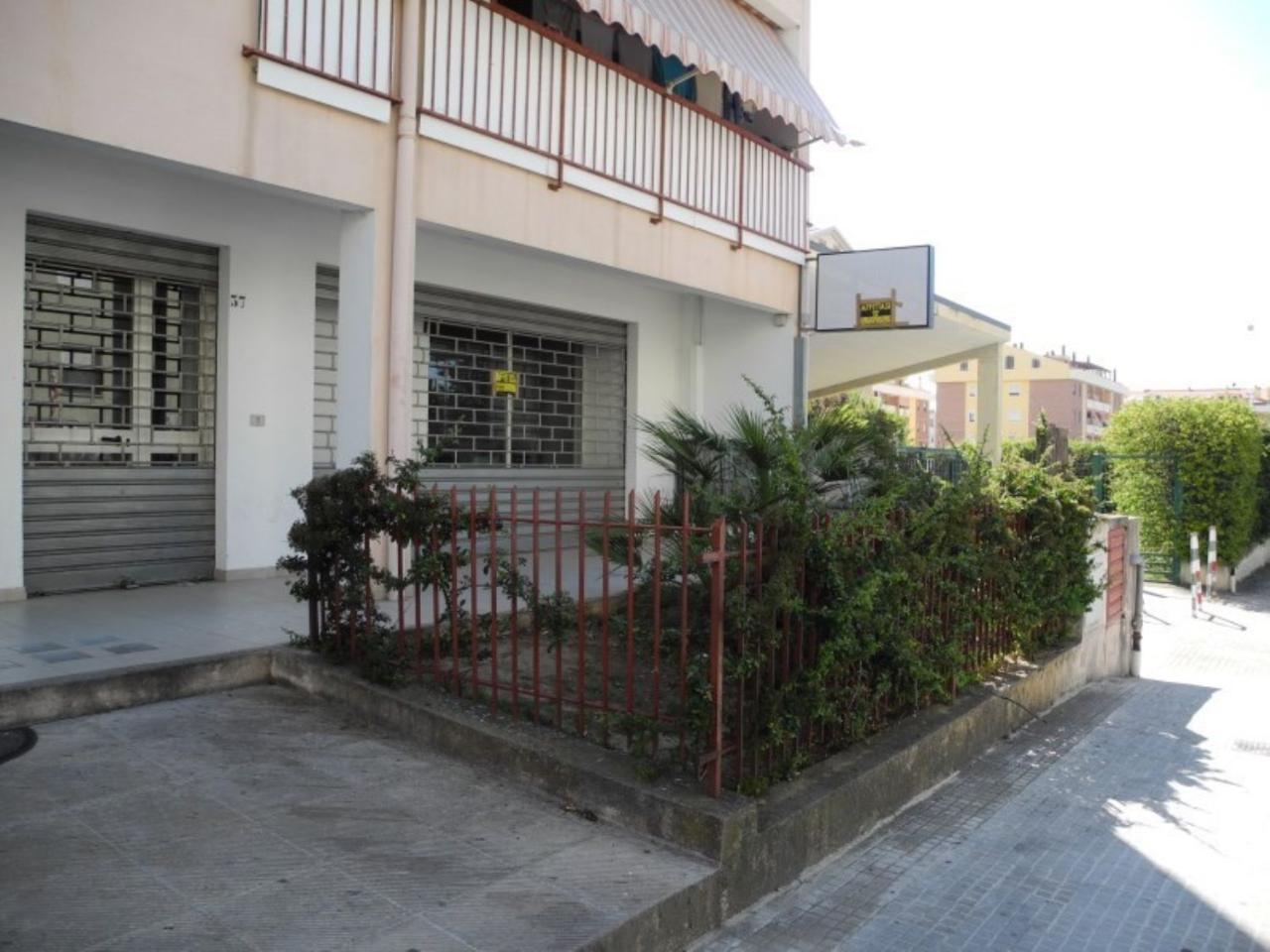 Negozio in vendita a Sassari