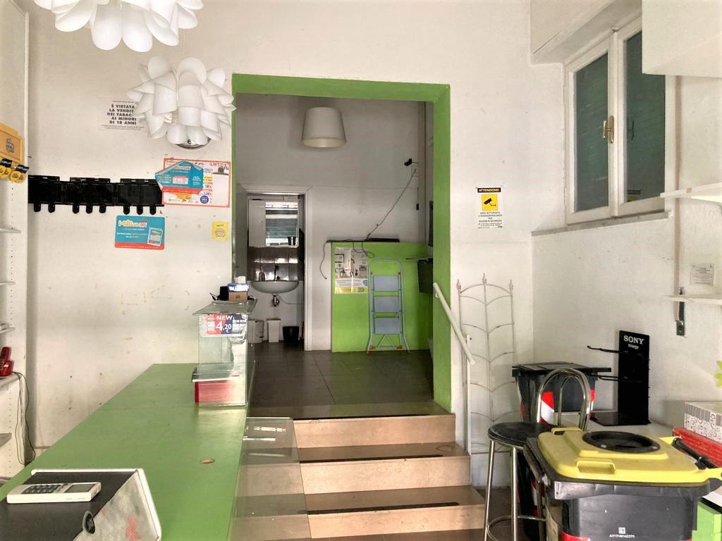 Negozio in affitto a Livorno