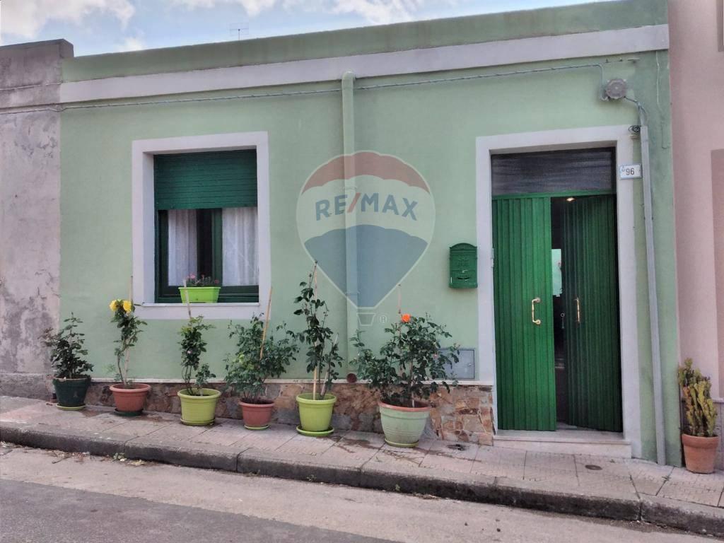 Casa indipendente in vendita a Tissi