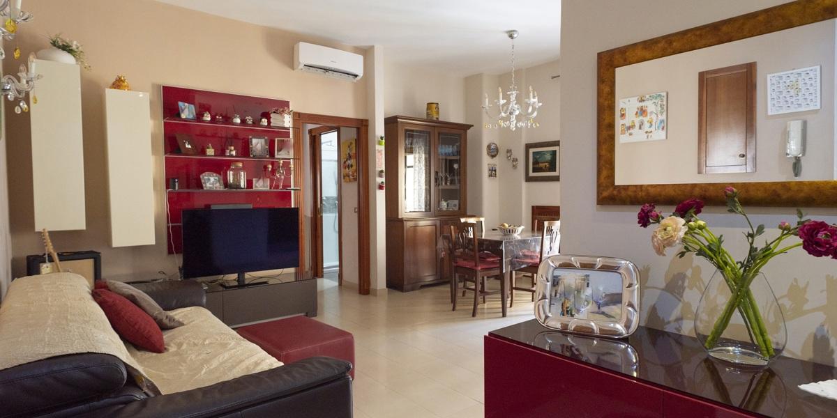 Appartamento in vendita a Napoli