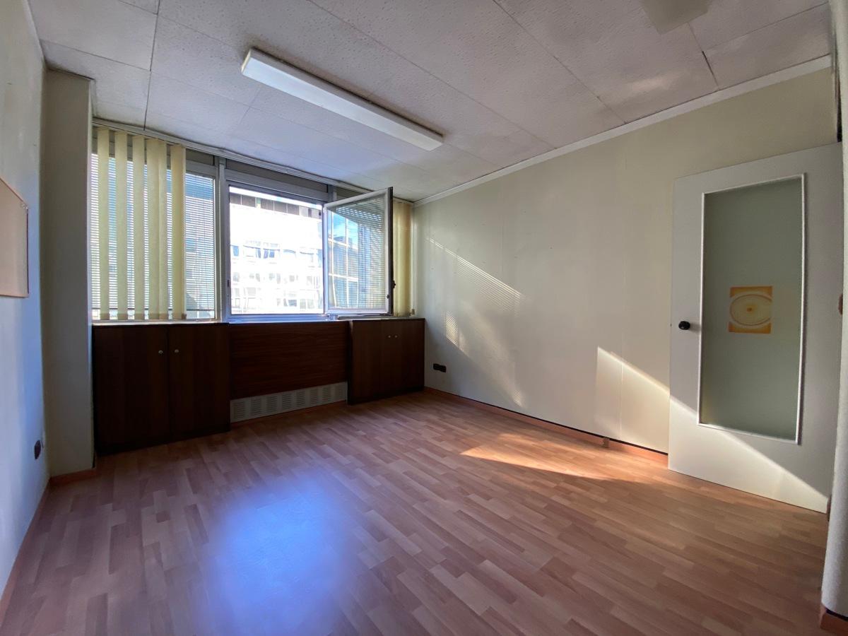 Ufficio in vendita a Napoli