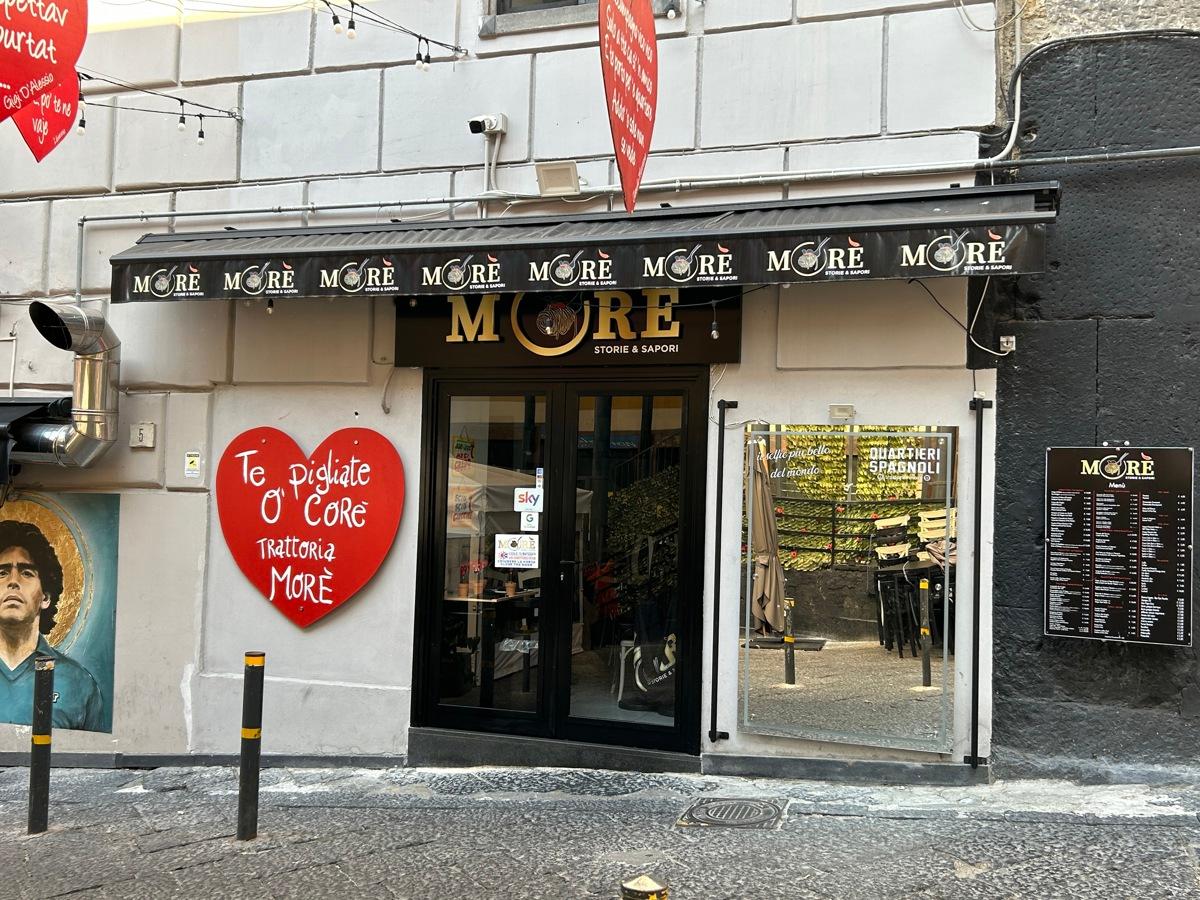 Negozio in vendita a Napoli