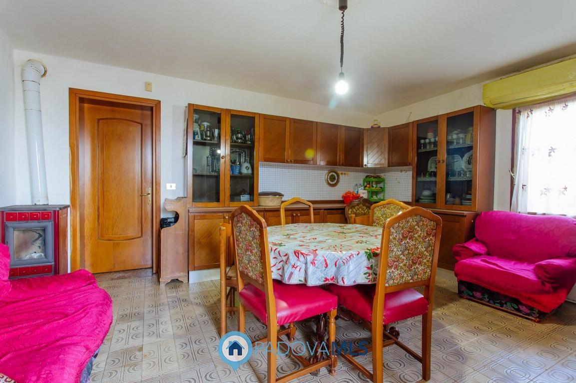 Casa indipendente in vendita a Agna