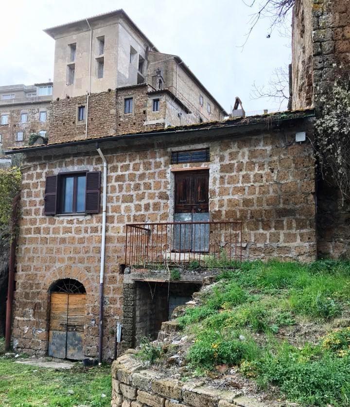 Magazzino in vendita a Vejano