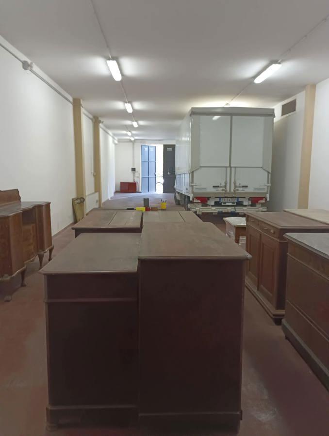 Magazzino in vendita a Sutri