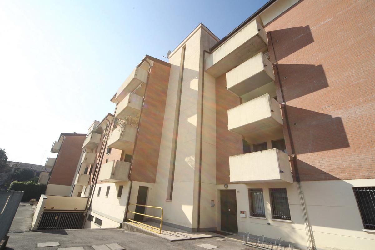 Box in vendita a Ferrara