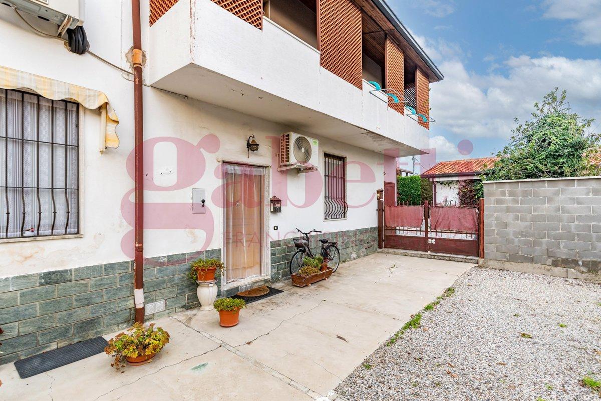 Appartamento in vendita a Senago