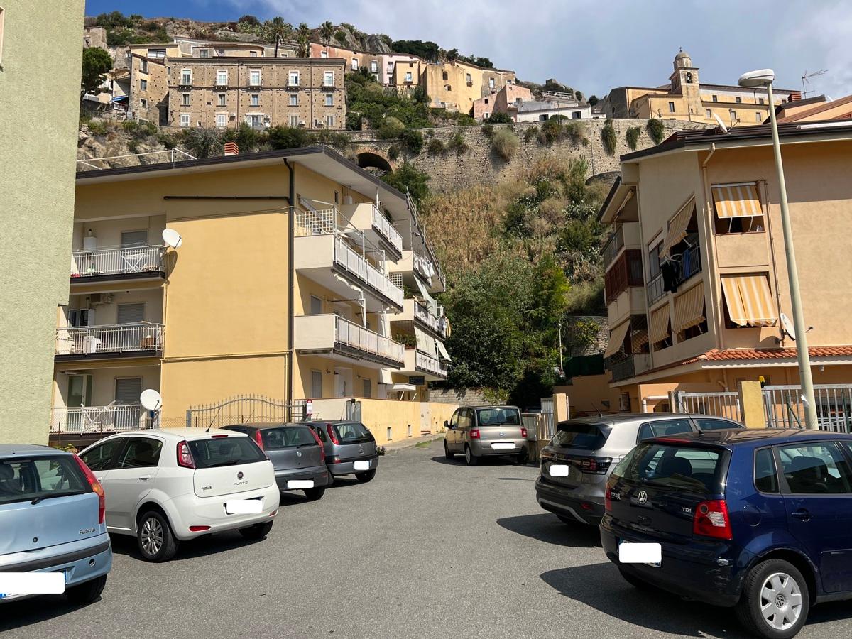 Box in vendita a Amantea