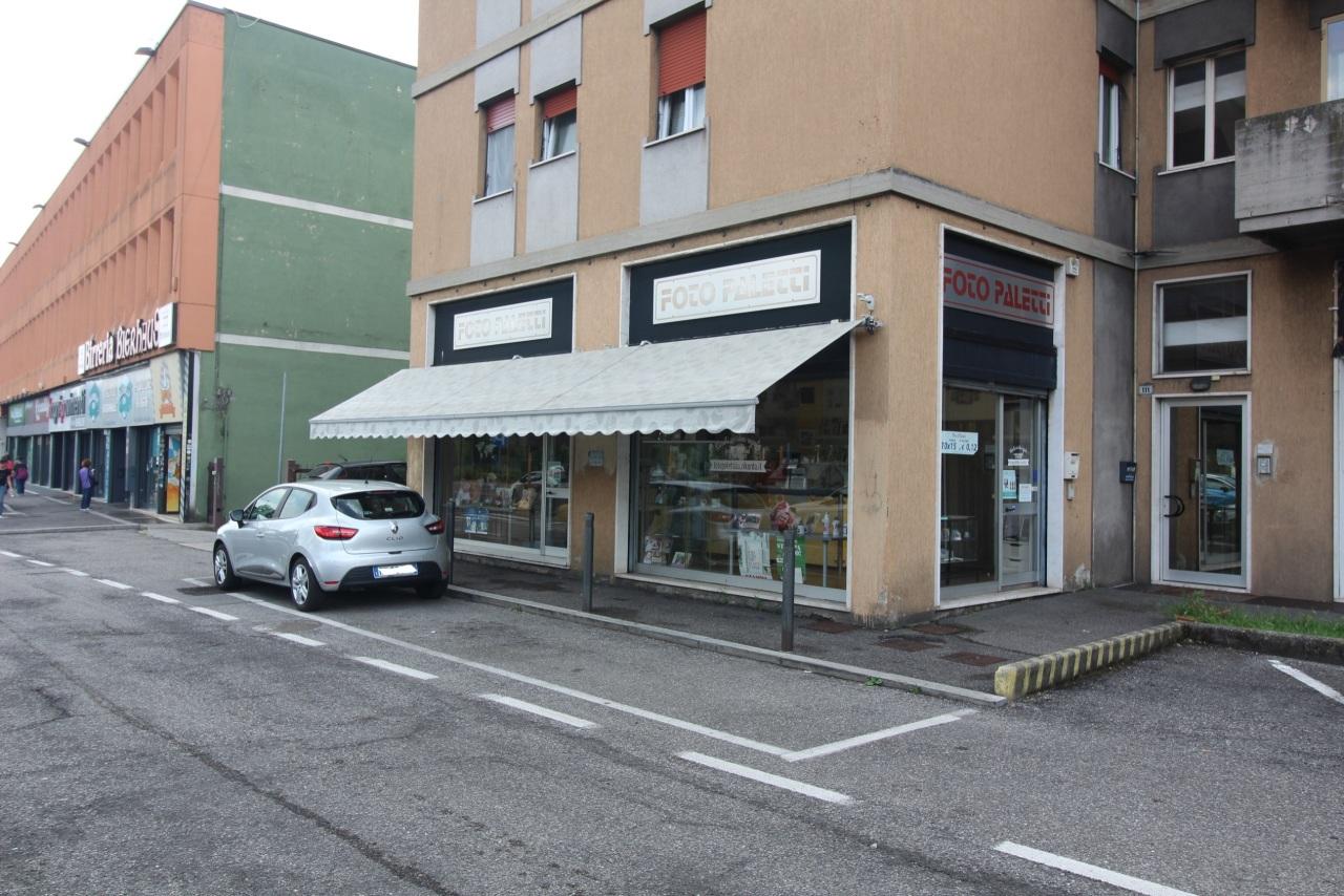 Negozio in affitto a Brescia