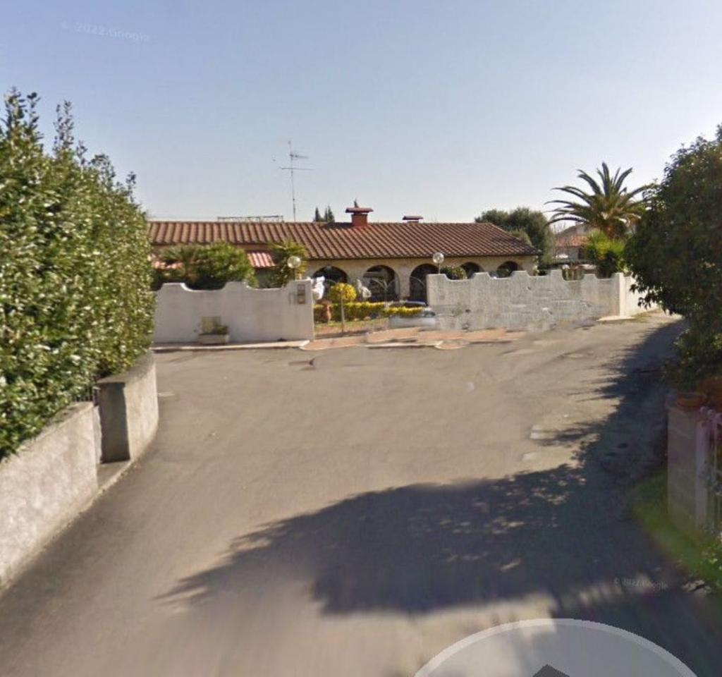 Villa in vendita a Follonica