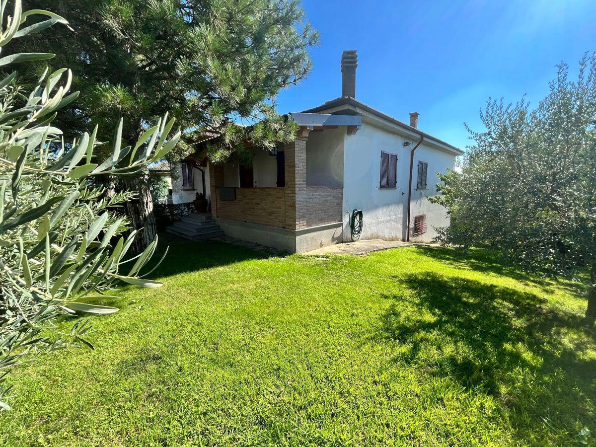 Villa in vendita a Montu' Beccaria