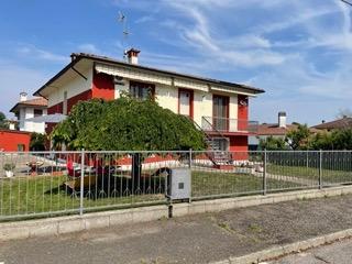 Casa indipendente in vendita a Dorno