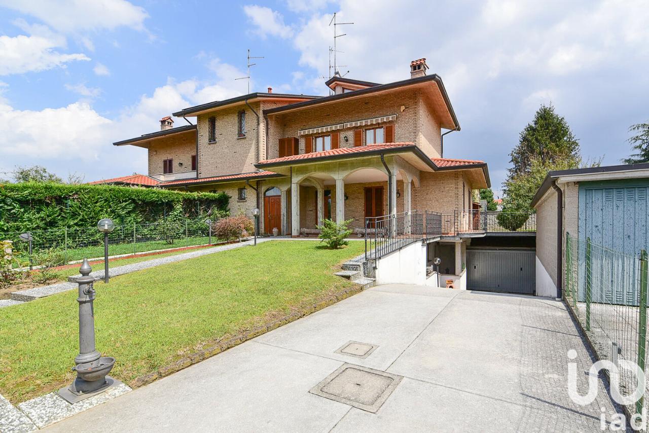 Villa in vendita a Seveso