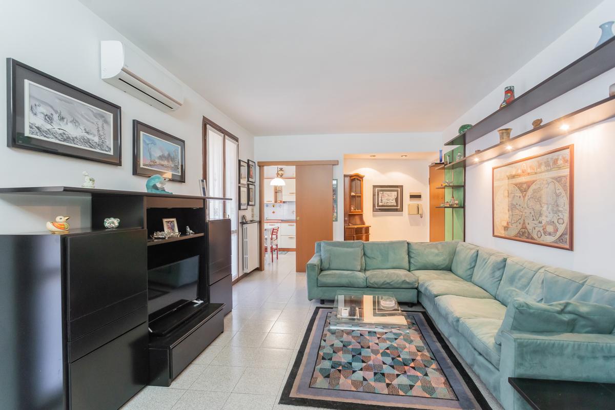 Appartamento in vendita a Muggiò