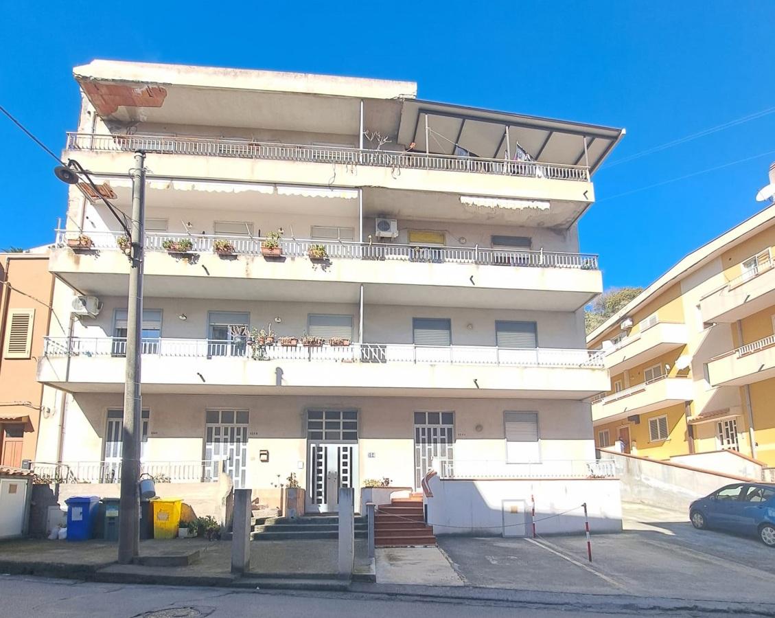 Appartamento in vendita a Barcellona Pozzo Di Gotto