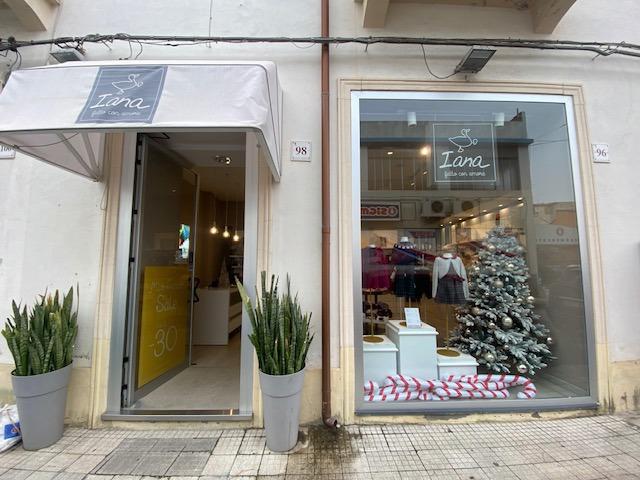 Esercizio commerciale in vendita a Barcellona Pozzo Di Gotto