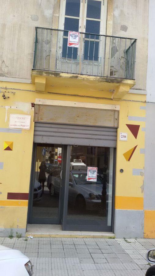 Negozio in affitto a Barcellona Pozzo Di Gotto