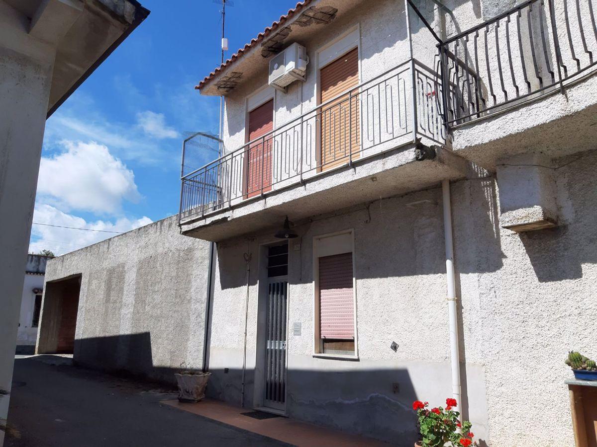 Casa indipendente in vendita a Barcellona Pozzo Di Gotto