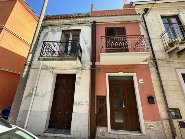 Casa indipendente in vendita a Barcellona Pozzo Di Gotto