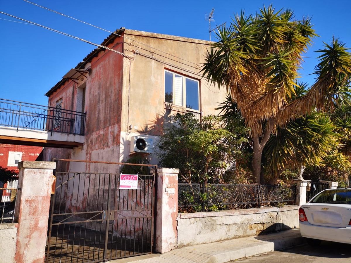 Casa indipendente in vendita a Priolo Gargallo