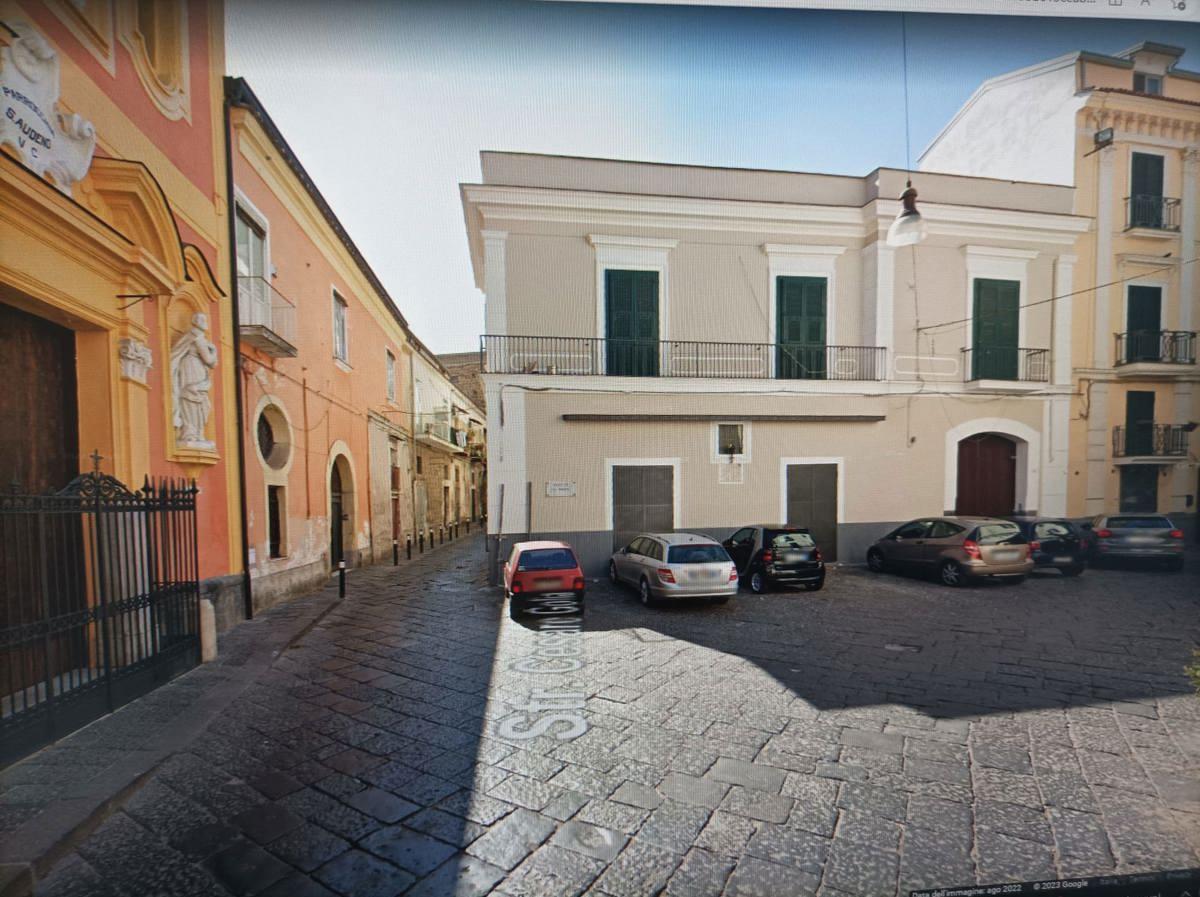 Negozio in vendita a Aversa