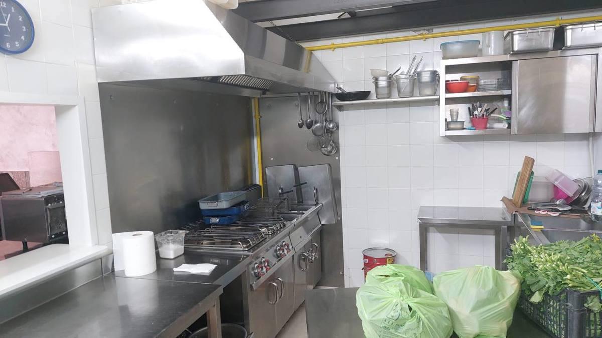 Esercizio commerciale in vendita a Nocera Inferiore