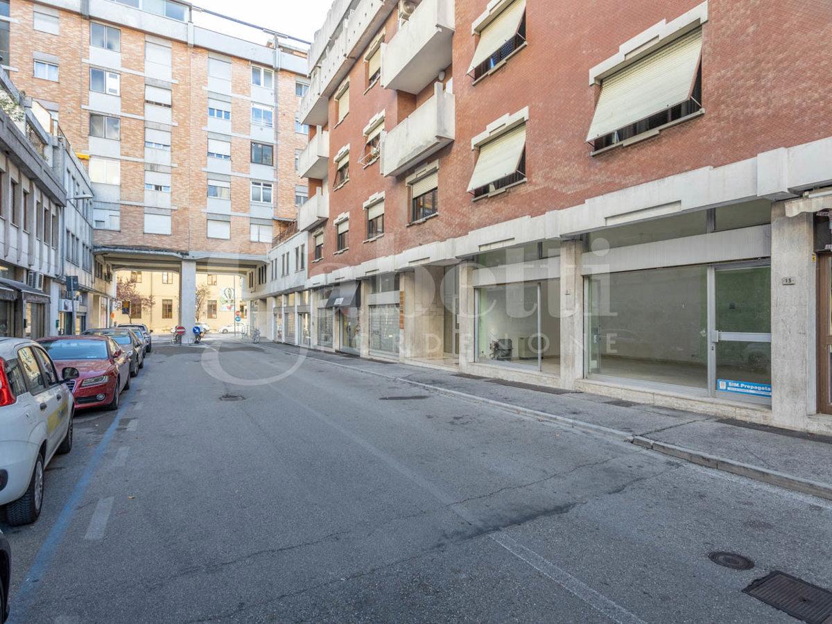Negozio in vendita a Pordenone