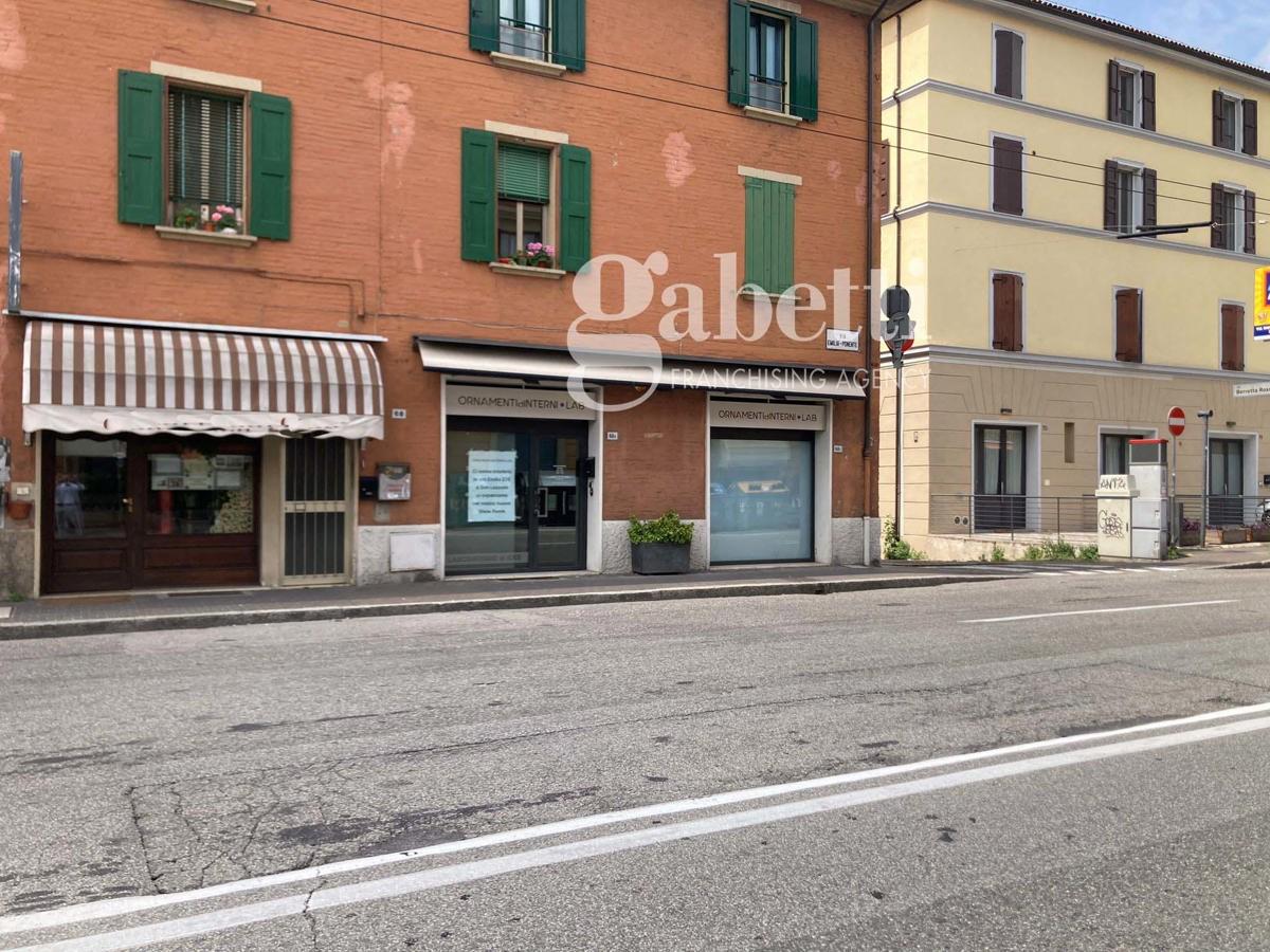 Negozio in vendita a Bologna