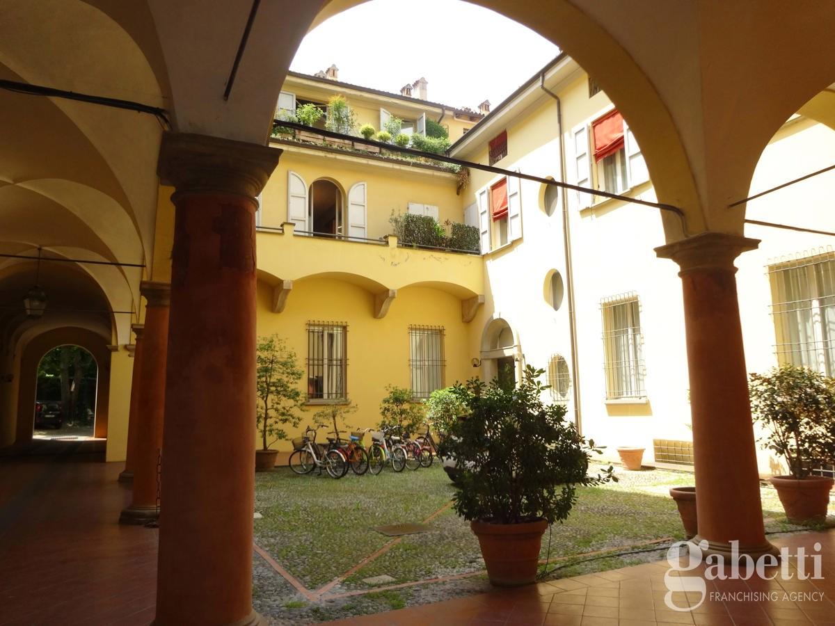 Appartamento in vendita a Bologna