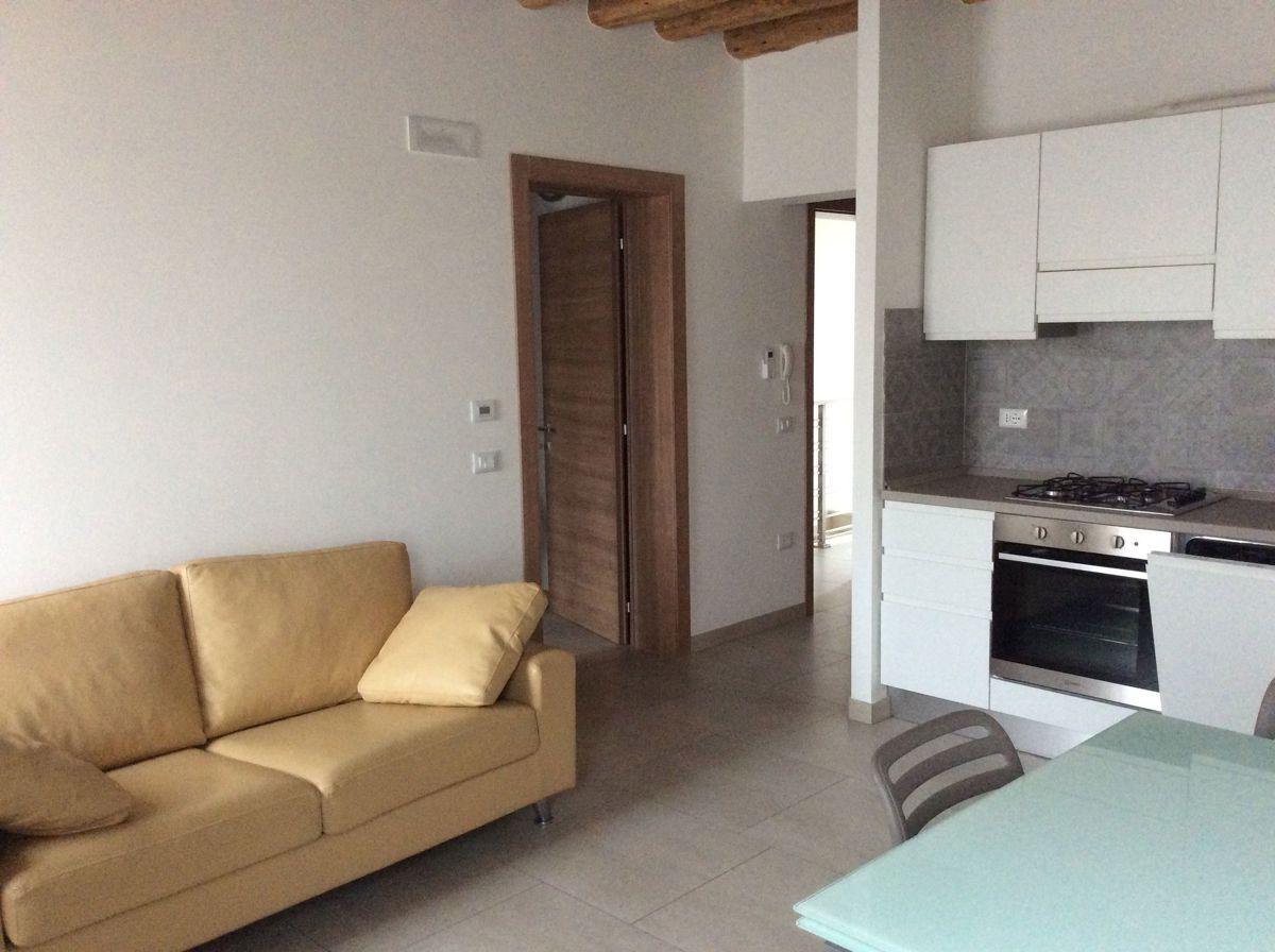 Appartamento in affitto a Adria