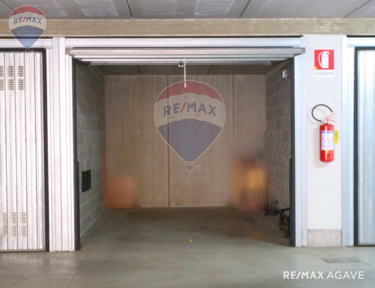 Box in vendita a Lissone
