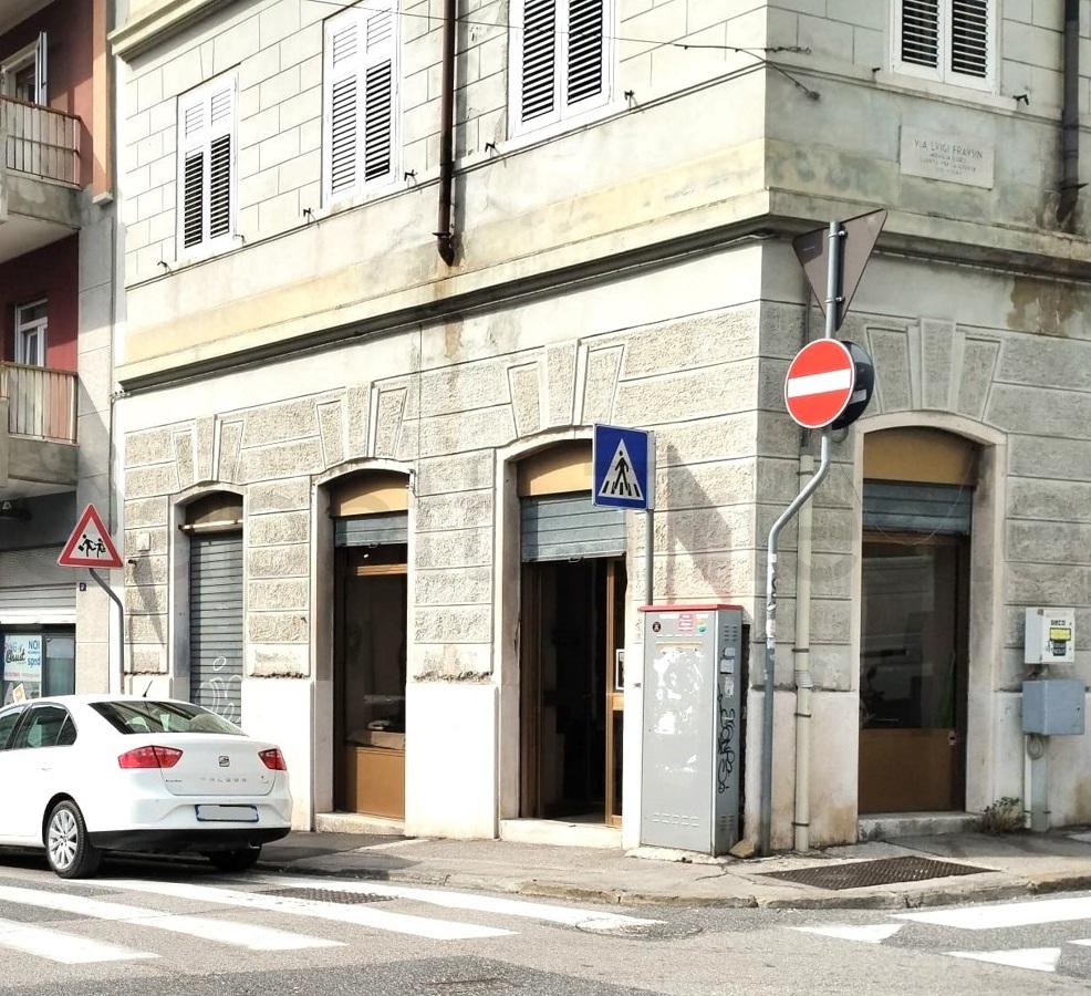 Negozio in affitto a Trieste