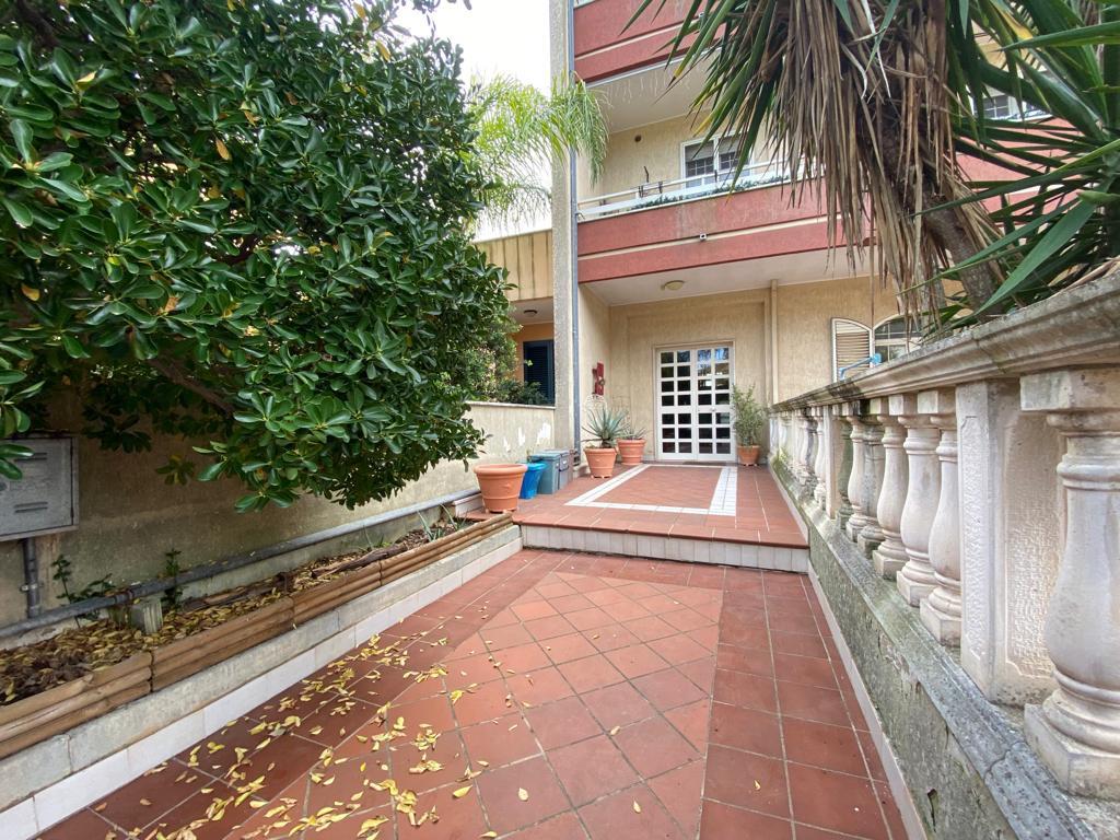 Appartamento in vendita a Campi Salentina