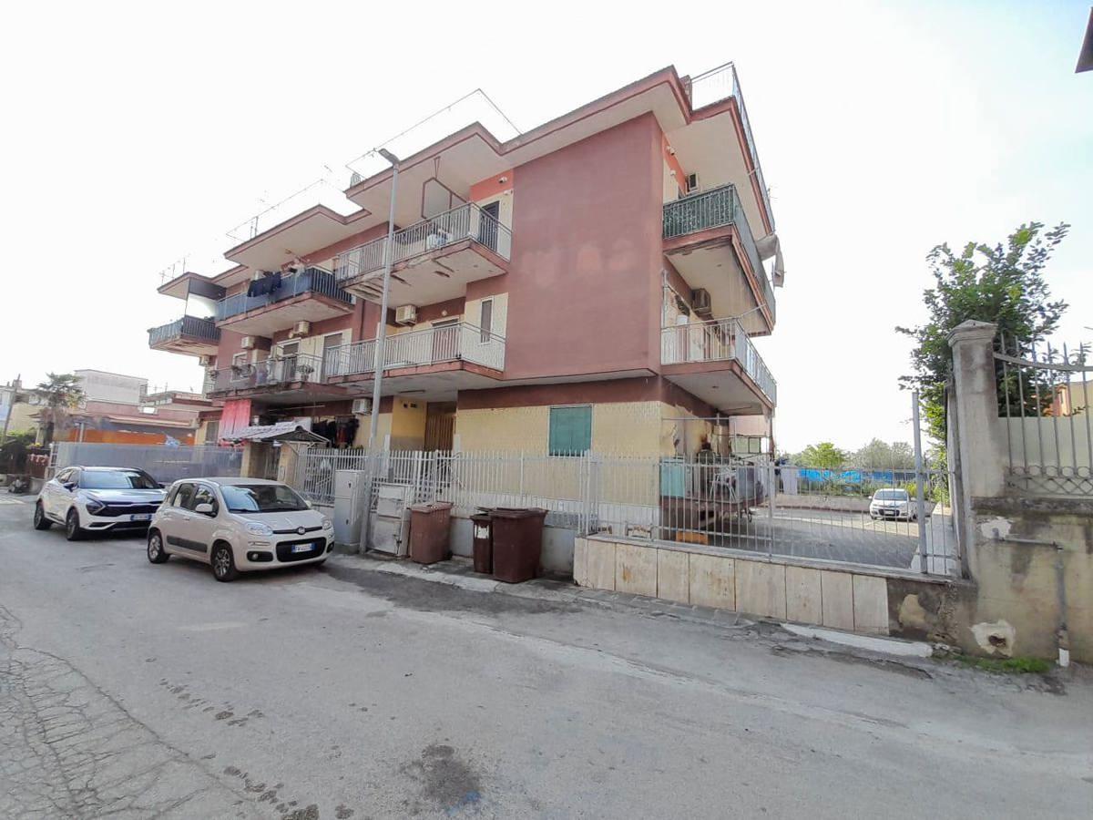 Appartamento in vendita a Caivano
