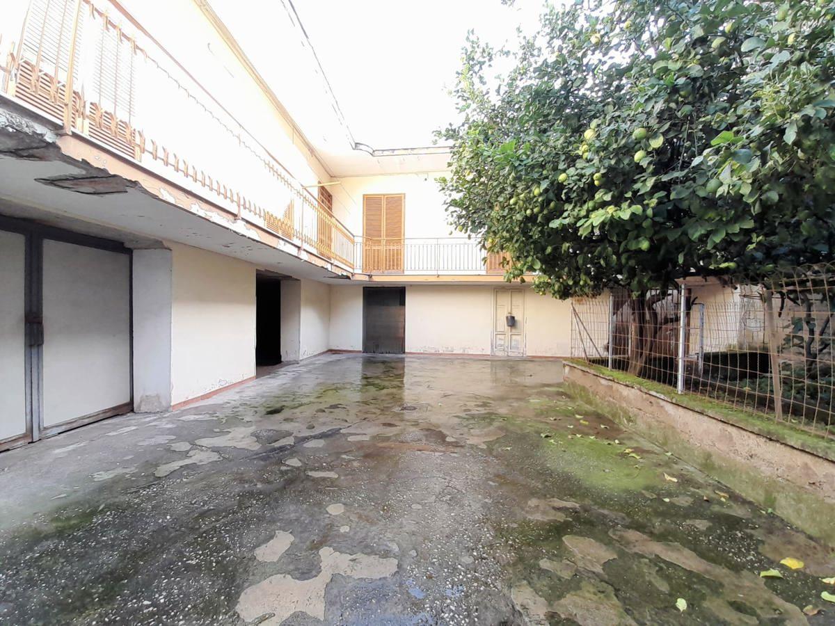 Casa indipendente in vendita a Caivano