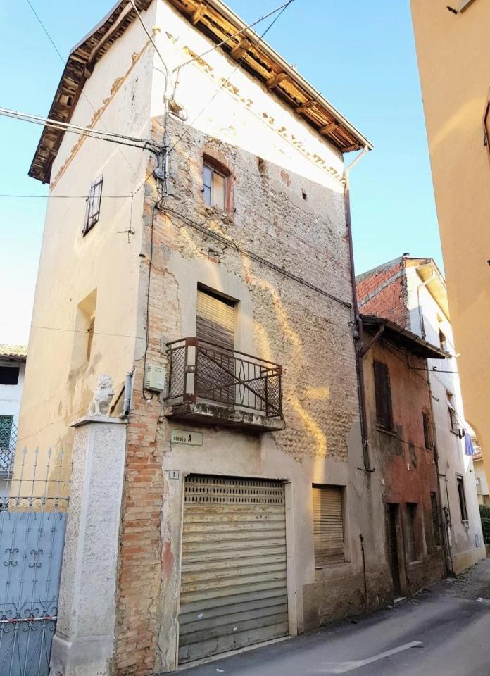 Casale in vendita a Ciserano