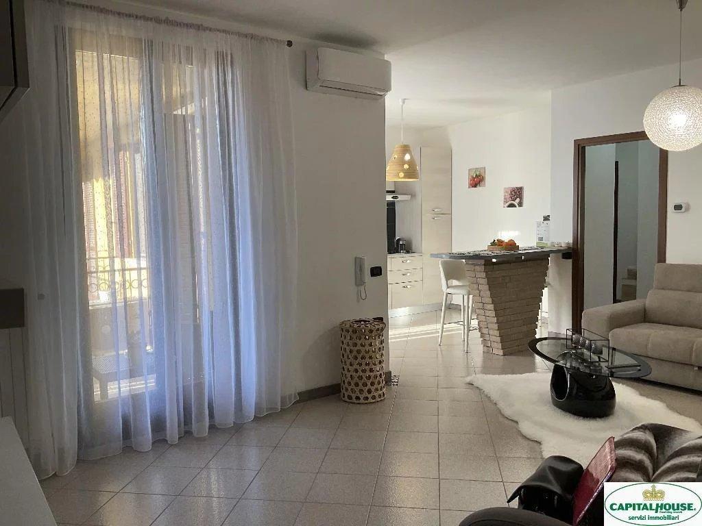 Appartamento in vendita a Vaprio D'Adda