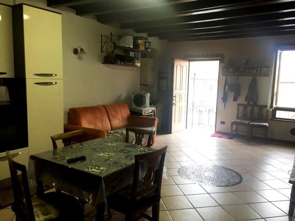 Appartamento in vendita a Vaprio D'Adda