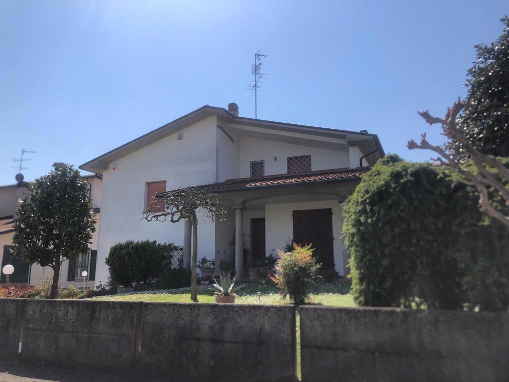 Casa indipendente in vendita a Solarolo