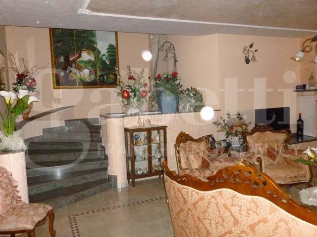 Casa indipendente in vendita a Gavorrano