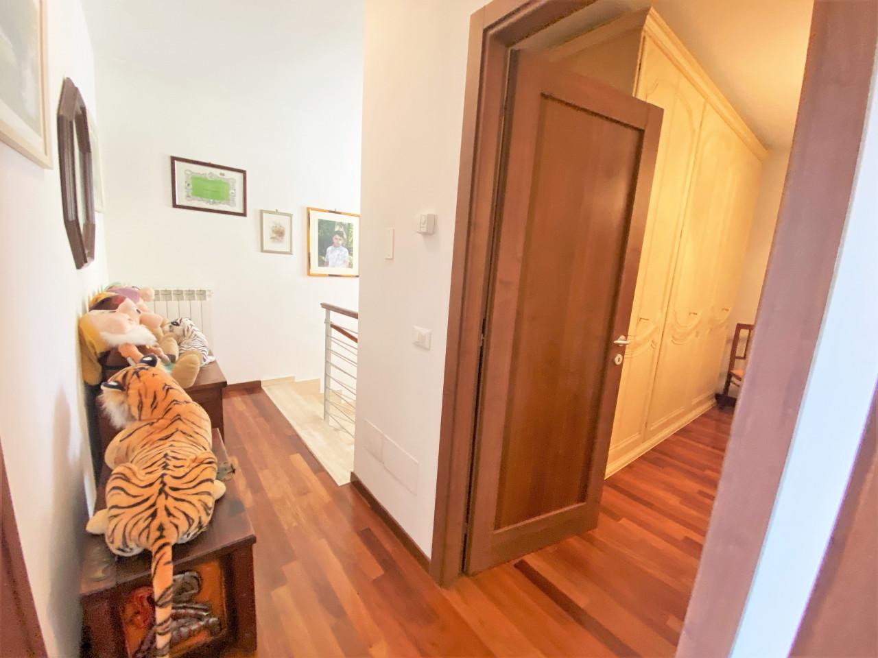 Villa in vendita a Carmignano