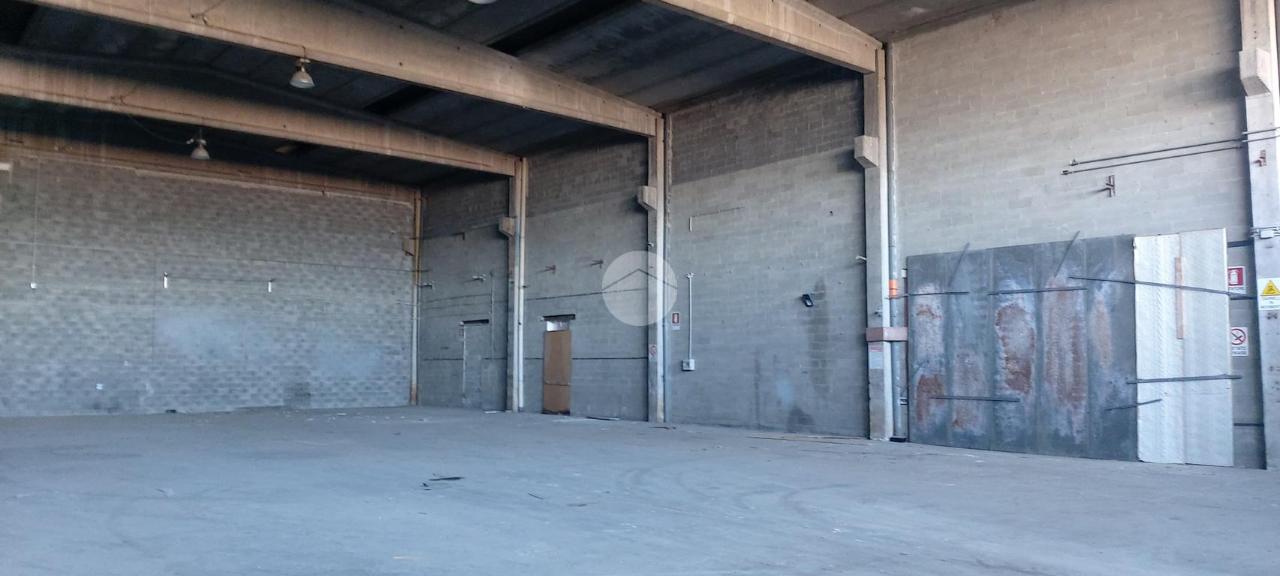 Capannone in affitto a Volpiano