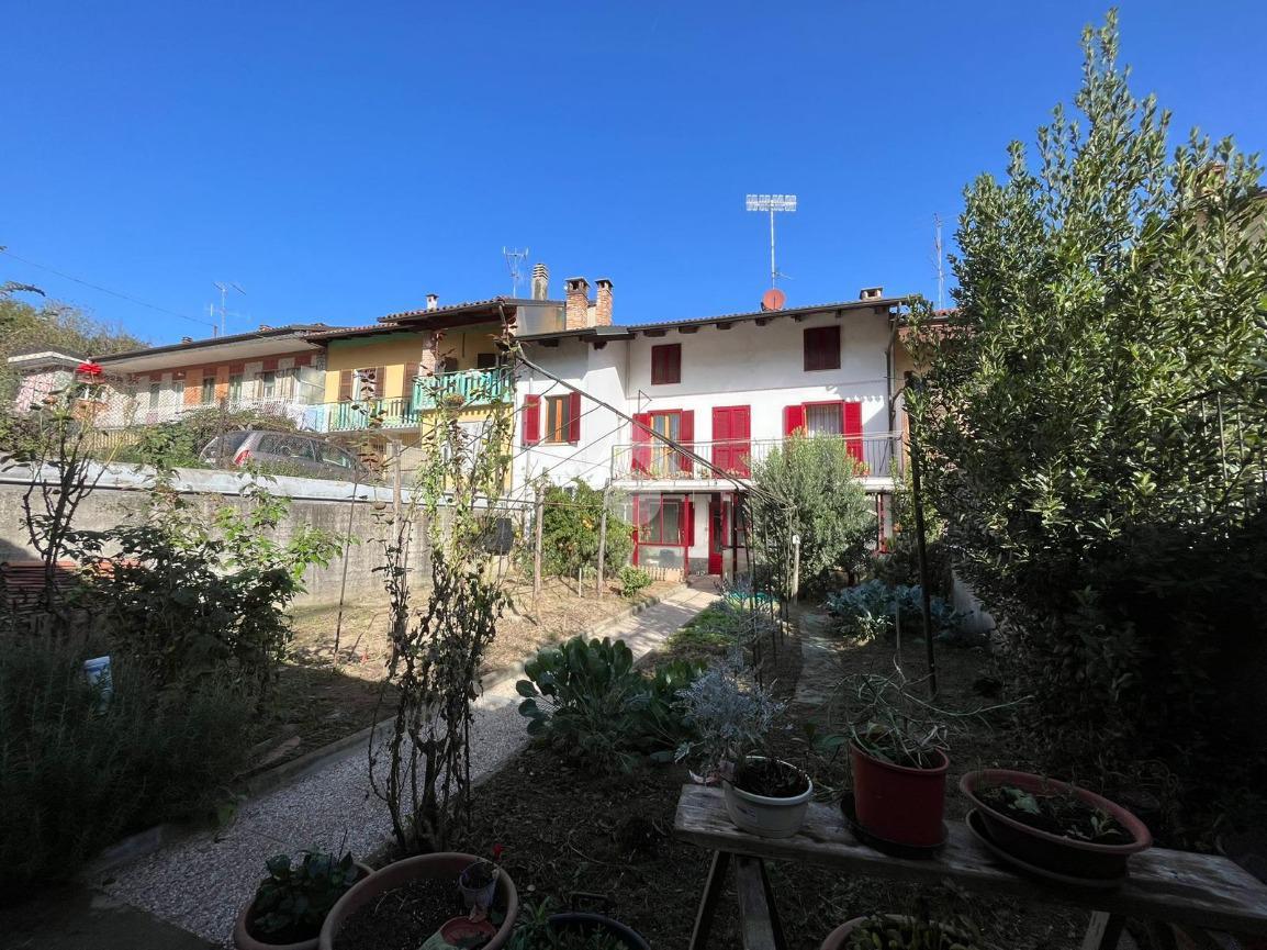 Casa indipendente in vendita a Monteu Da Po