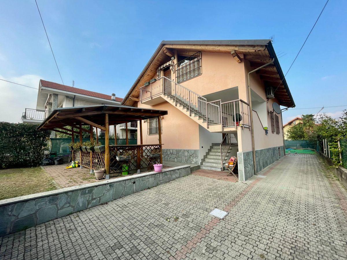 Quadrilocale, Bruino