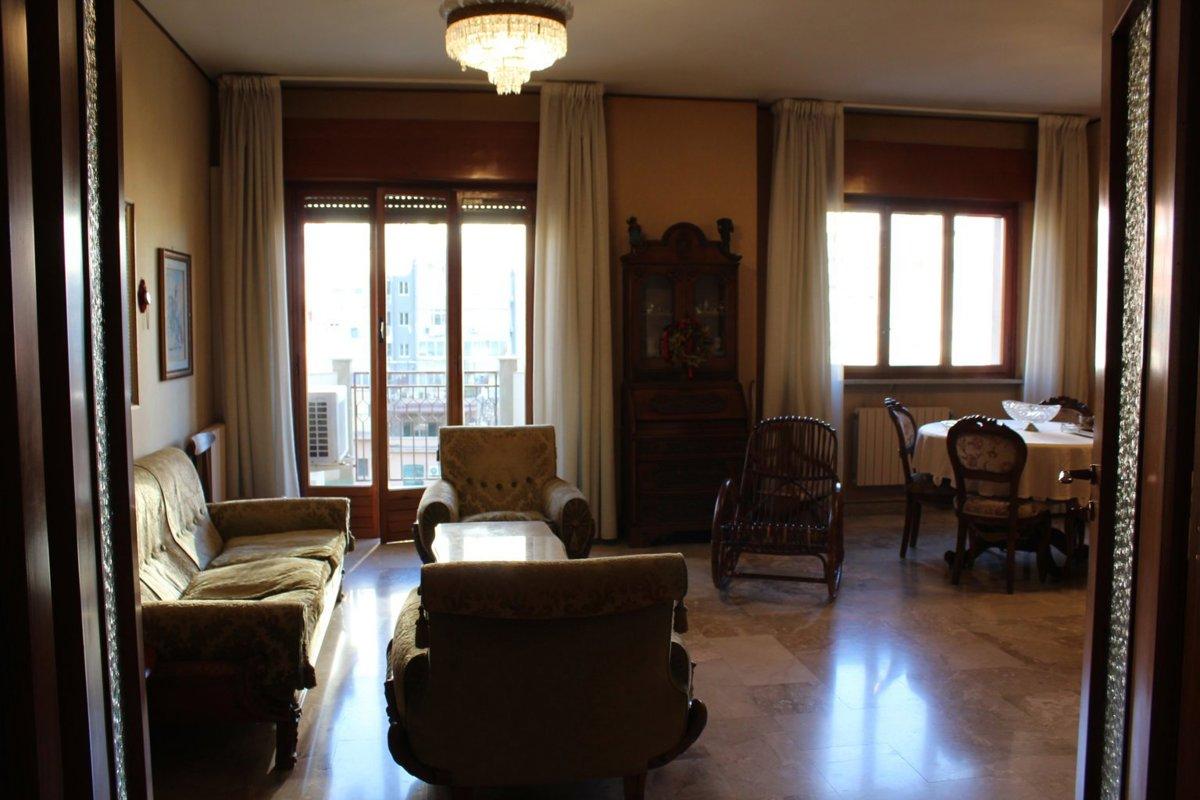 Appartamento in vendita a Palermo